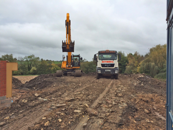 Canal banks take shape at Dymock! - Herefordshire and Gloucestershire ...