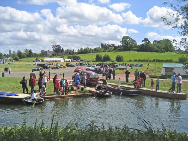 Aylestone Boat Gathering - May 2011 - Herefordshire and Gloucestershire ...